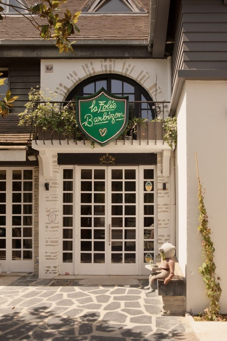 La chambre 27 de La Folie Barbizon | Hôtel & Lodge Magazine